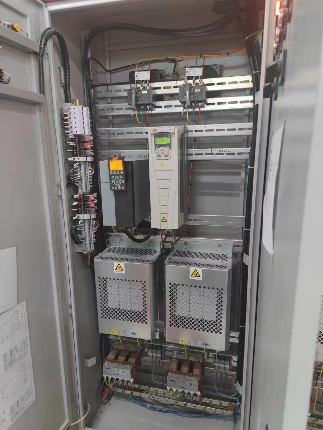 110KW High Precision Passive Harmonic Filter For Vfd Corrosion Protection